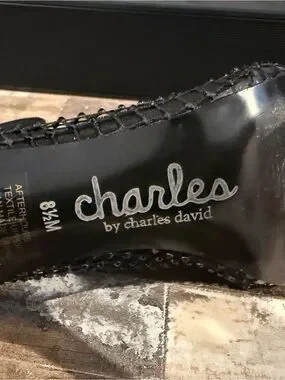 Charles David | Shoes | Charles David Black Mesh Slingback Kitten Heel ...